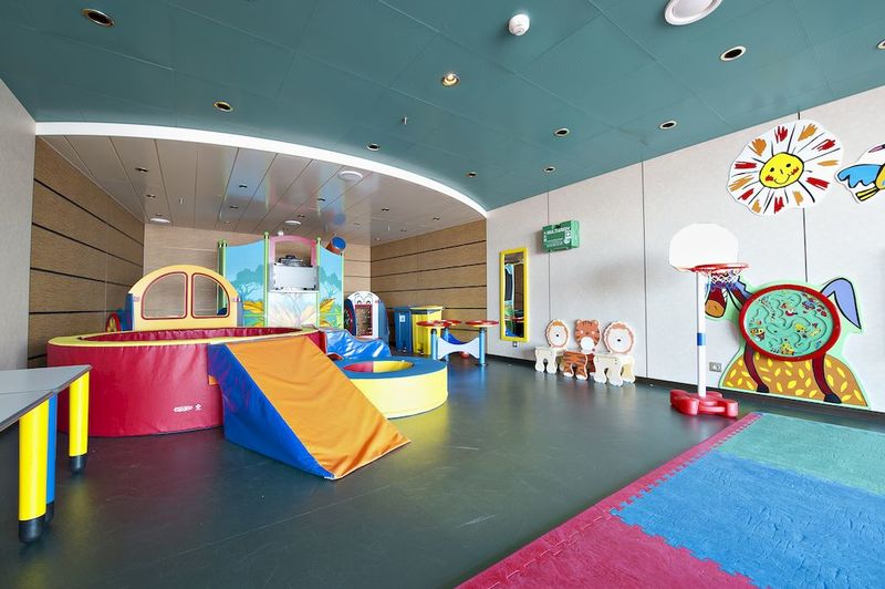 MSC Splendida: Fun Cruises for All Ages | Cruisewatch